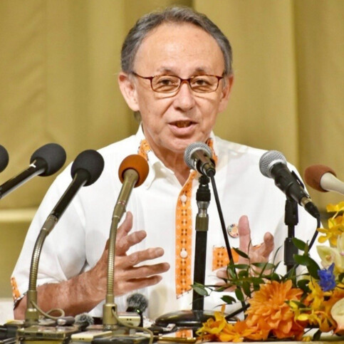 玉城知事が中道改革連合の「自主投票」方針に苦言を呈した背景と波紋。基地問題と説明責任を巡る県民の視線と今後の展開 - tend. 「あなたの ...